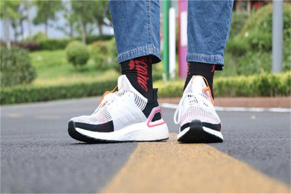 ub19冬天可以穿吗-排行榜123网